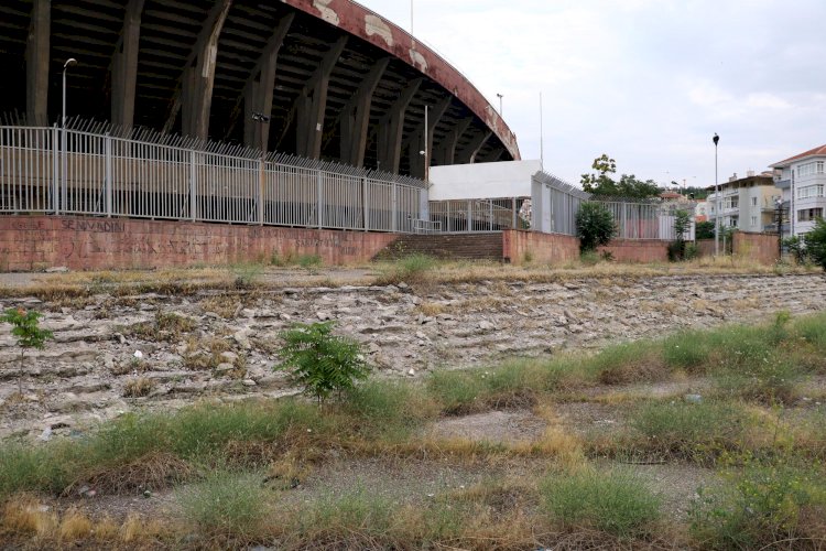 Yerine cami yapılacak... 'Hamit'in Tarlası' yıkılıyor