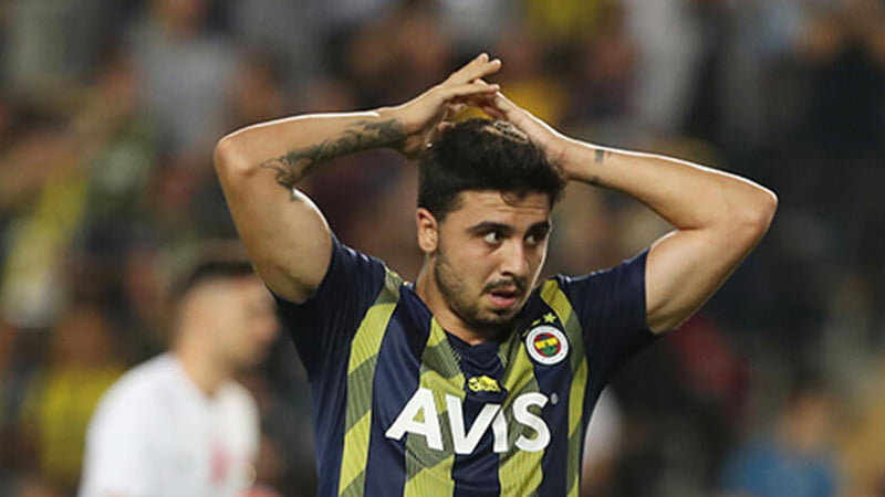 Galatasaray’dan Ozan Tufan’a gönderme