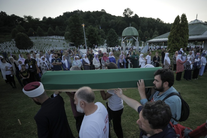 İnsanlık tarihinin derin yarası: Srebrenitsa katliamı