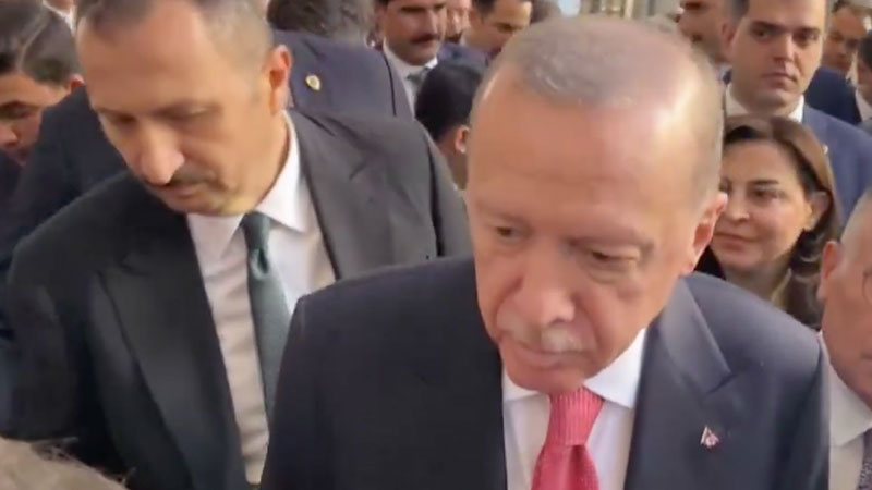 Gazeteci Erdoğan'a sordu... Yanıtı A Haber Muhabiri verdi