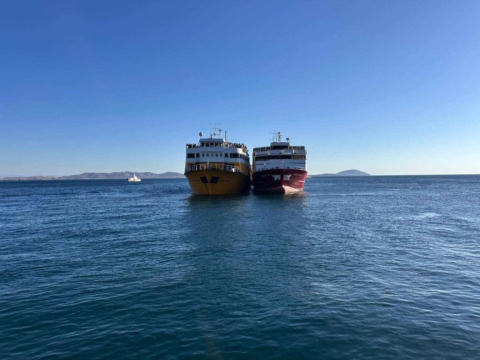 Marmara Adası açıklarındaki feribotta yangın!